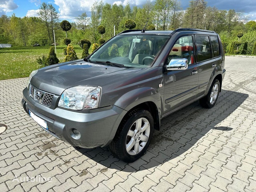 Nissan X-TRAIL krosover