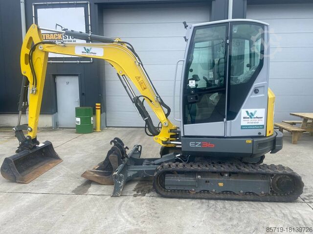 Mini bageri
Wacker Neuson EZ 36