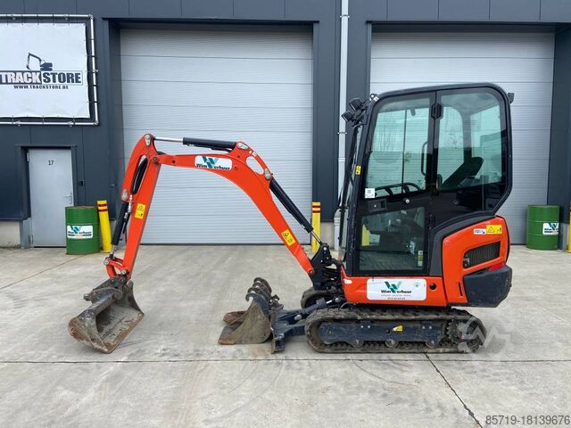 Mini bageri
Kubota KX 019-4