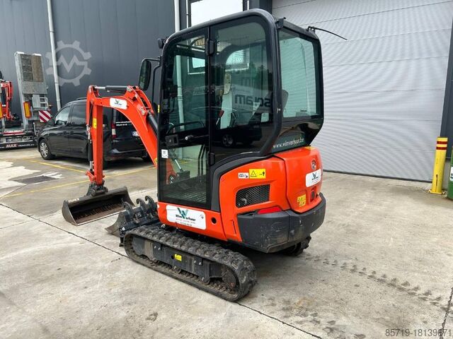 Mini bageri
Kubota KX 019-4