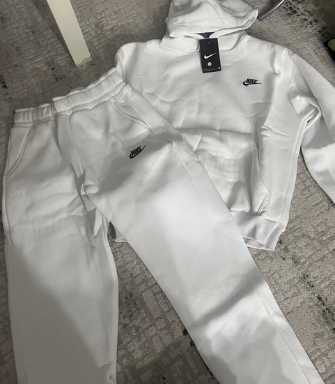 Nike termo trenerka nova