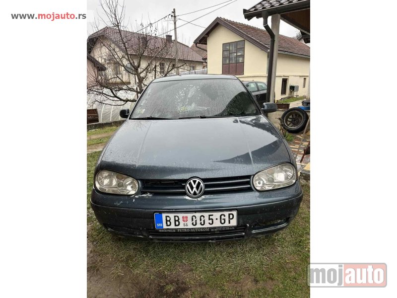 VW Golf 4