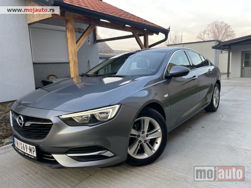 Opel Insignia 1.6cdti grand sport