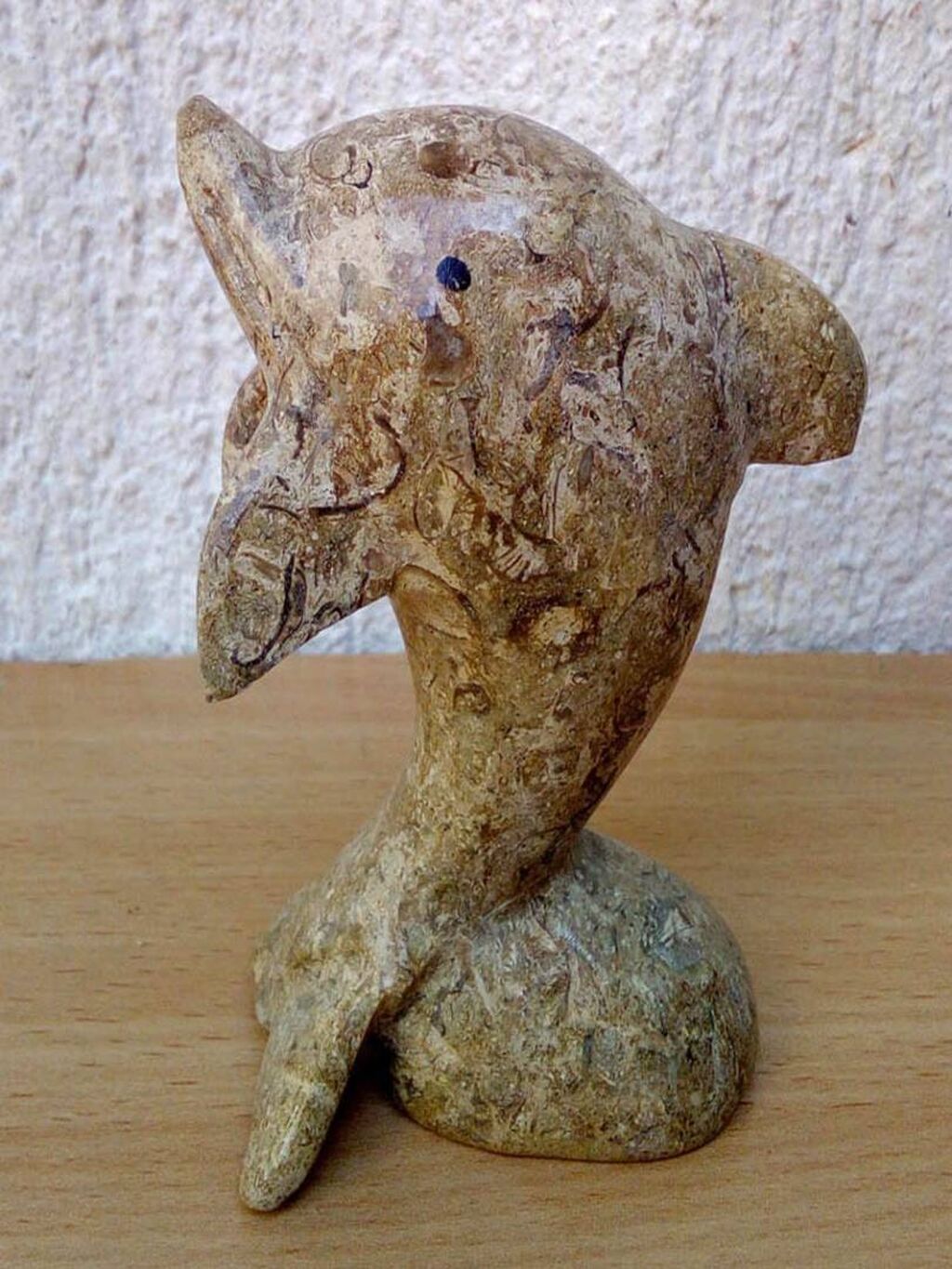 Delfin figura od Kamena Veoma lepa ukrasna figura Delfima od Kamena