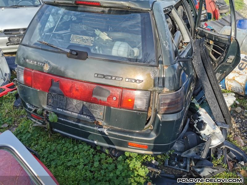 Lada 111 Delovi Kompletan Auto U Delovima