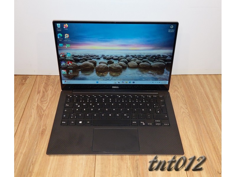 = DELL XPS 13/ i7-8550U/ 256Gb/ 16Gb/ 13,3 QHD+ Touch =