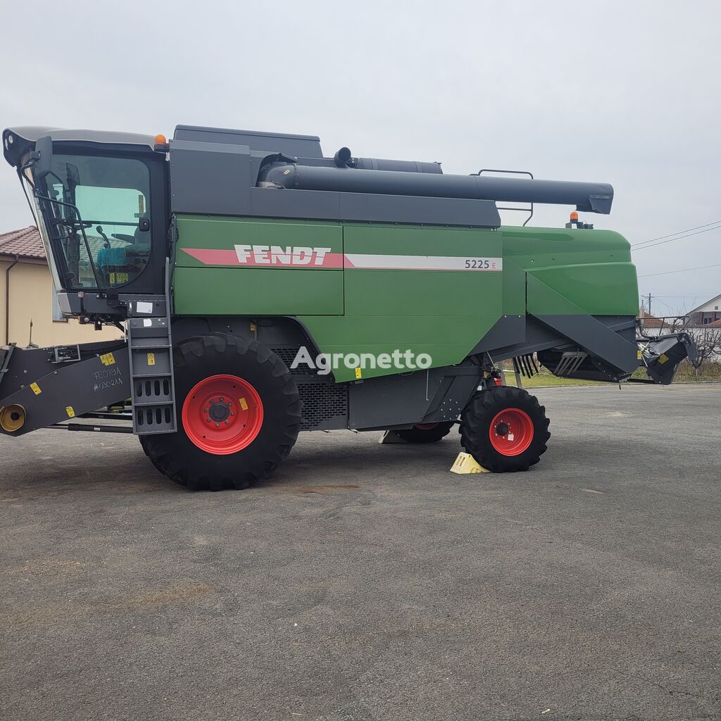 Fendt 5225E kombajn za žito