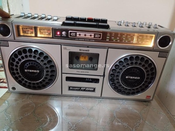 Sharp GF-9090 Boombox