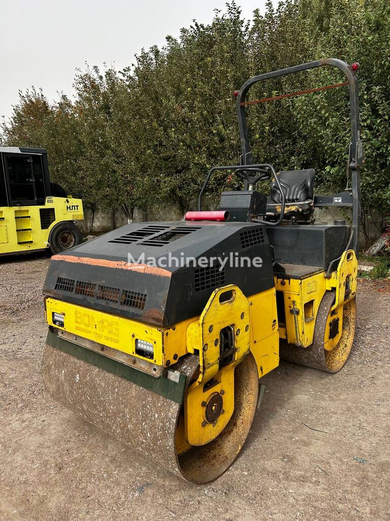 BOMAG BW 135AD mali valjak