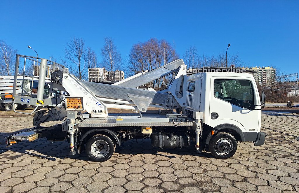 Nissan Cabstar auto dizalica s korpom