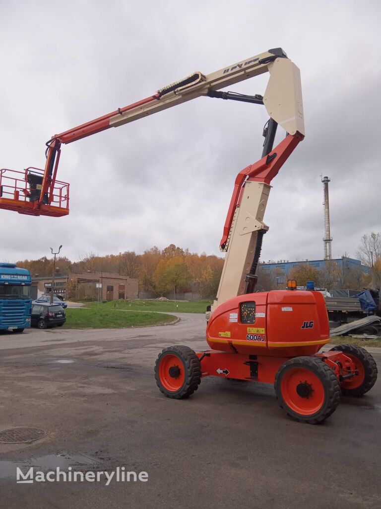 JLG 600 AJ hidraulična zglobna platforma