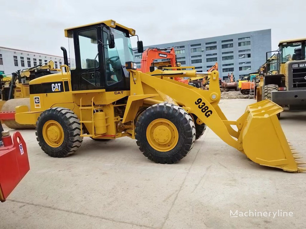 Caterpillar 938G prednji utovarivač