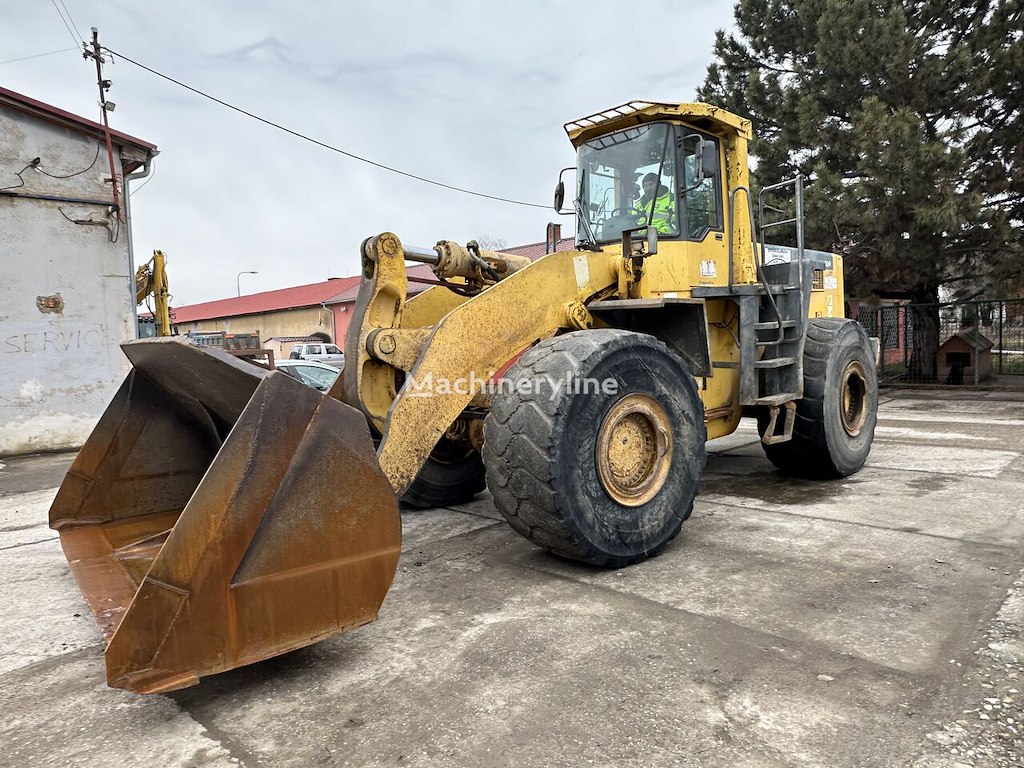 Komatsu WA500-3 prednji utovarivač