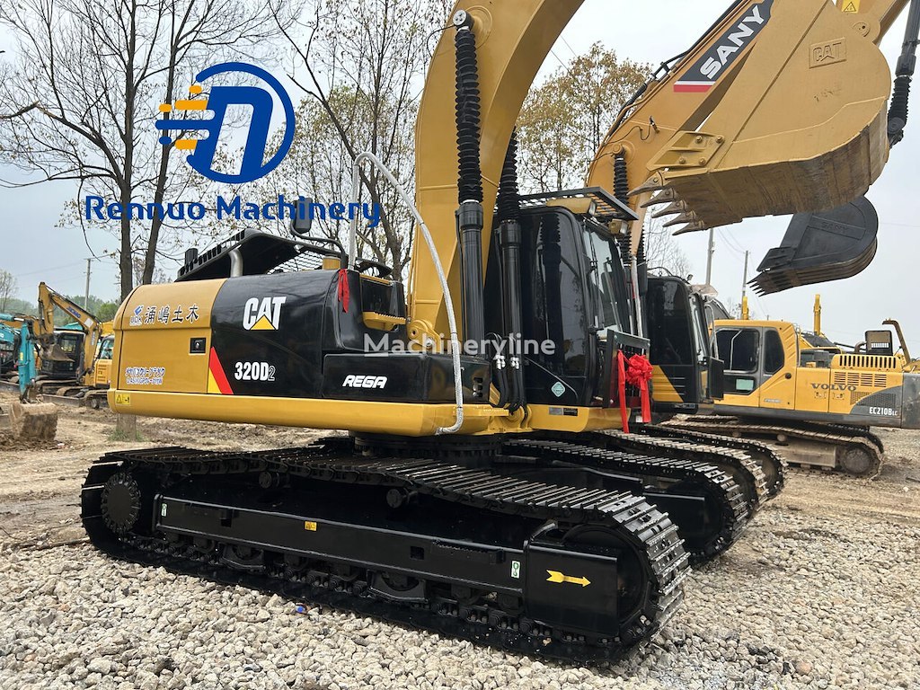 Caterpillar 320DL bager guseničar