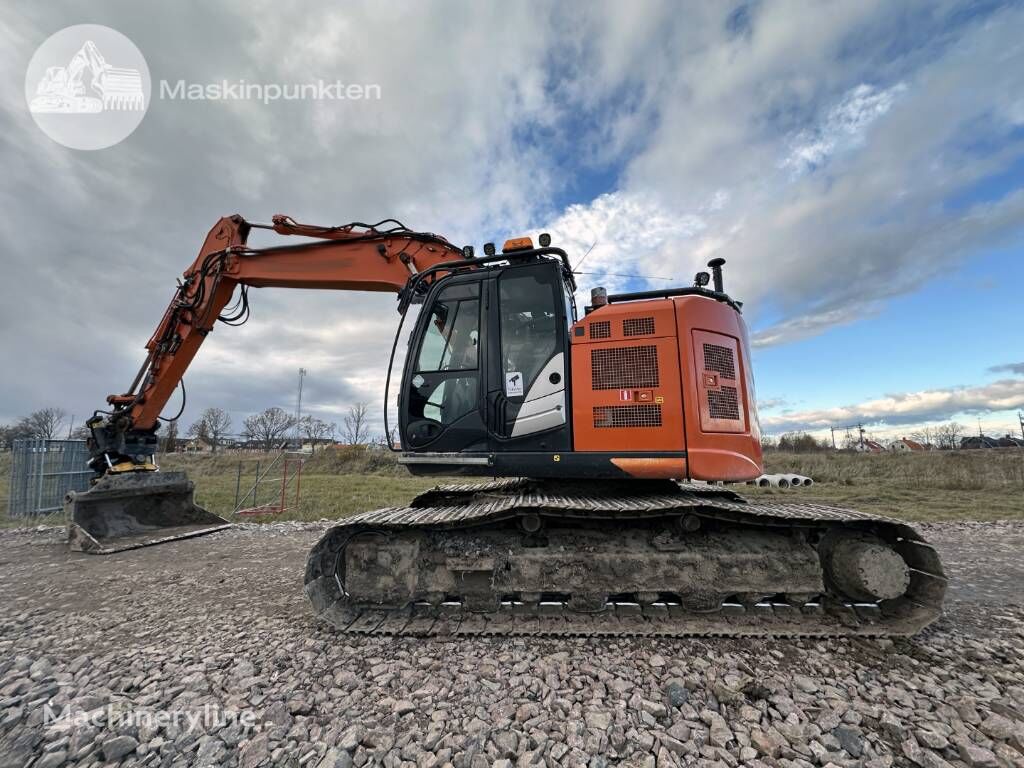 Hitachi ZX 225 US LC-6 bager guseničar