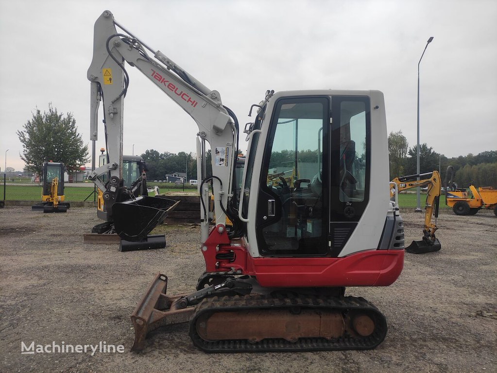 Takeuchi TB 228 mini bager