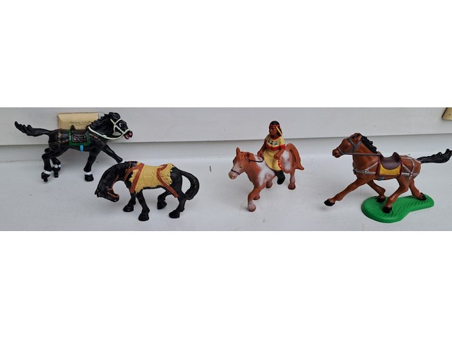 Lot retkih vintage Wild West figura