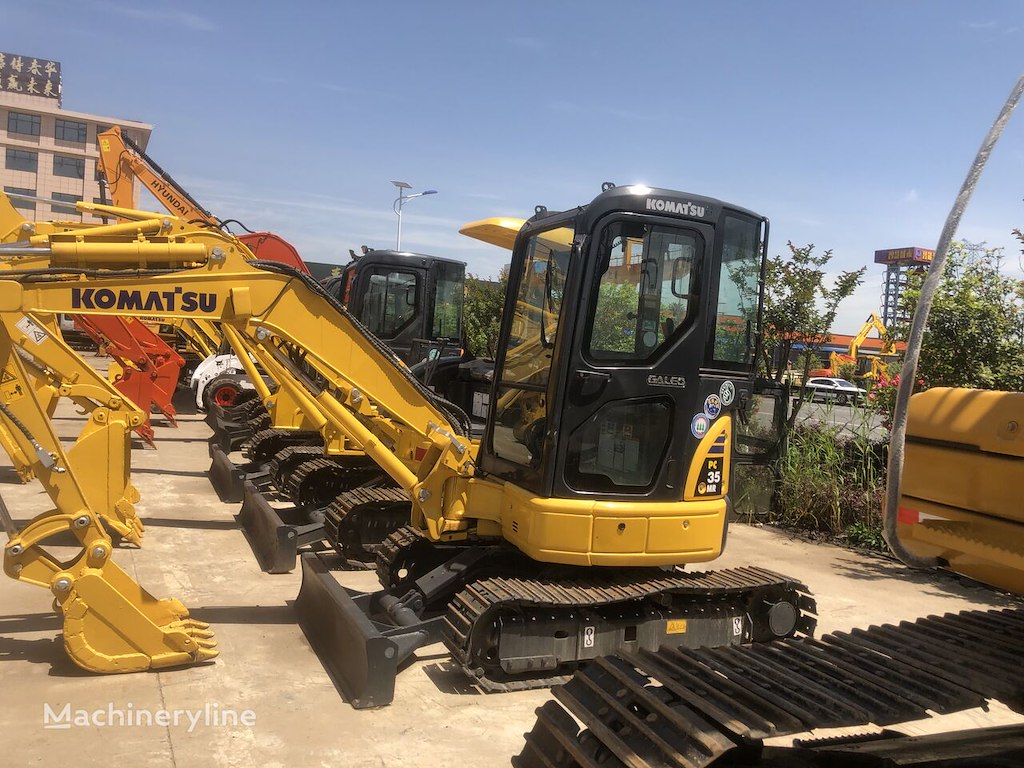 Komatsu PC35 mini bager