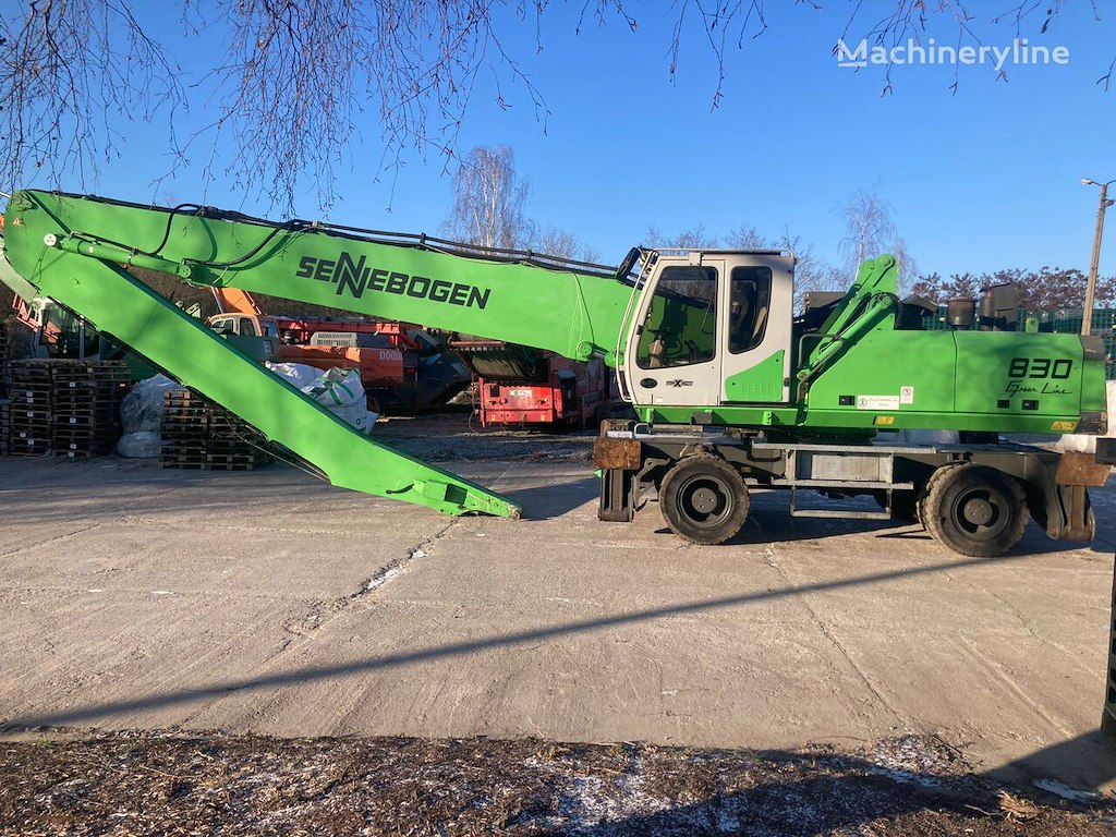 Sennebogen 830 bager za pretovar