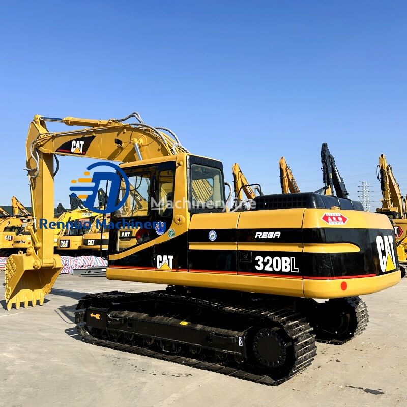 Caterpillar 320B bager guseničar