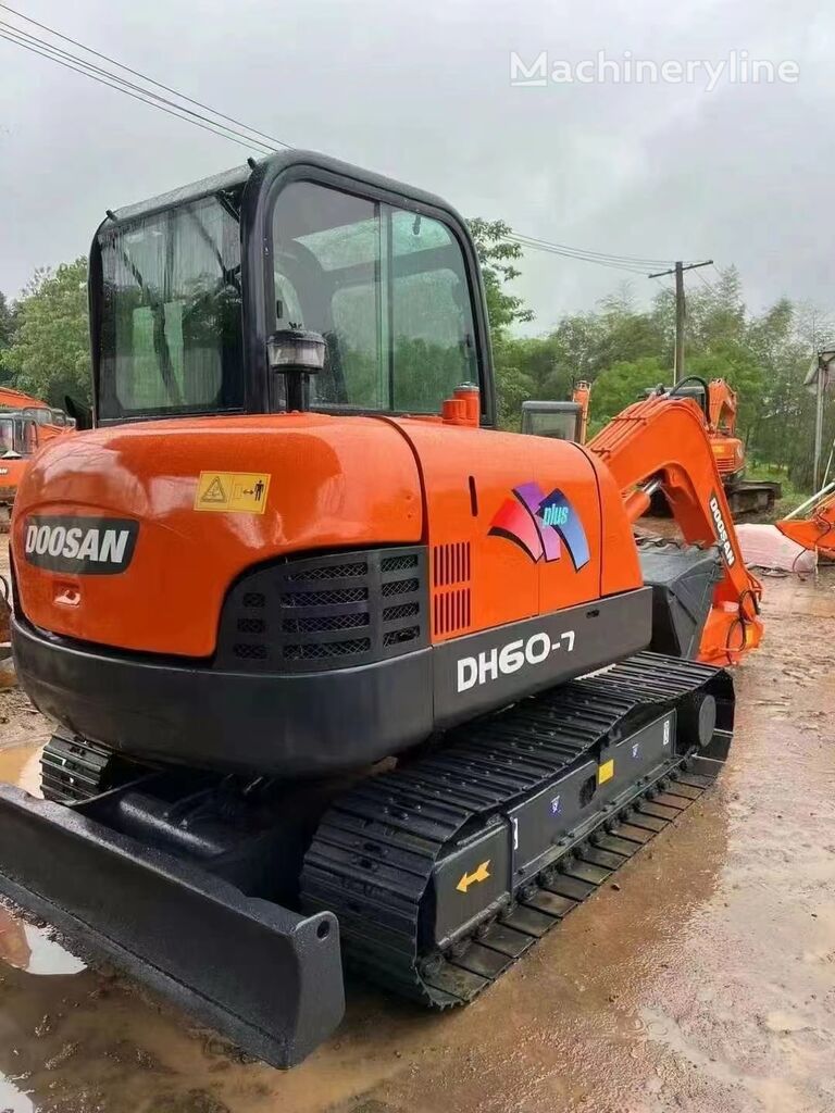 Doosan DH60-7 mini bager