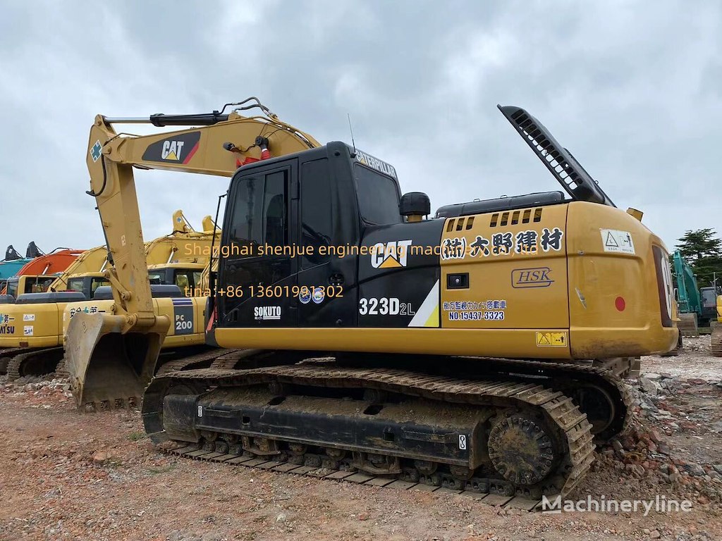 Caterpillar 323D2L bager guseničar