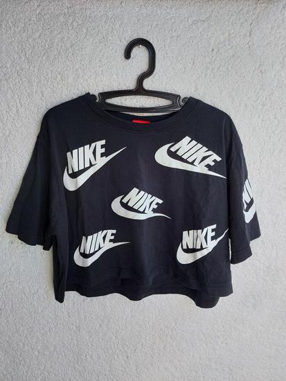 NIKE crop majica