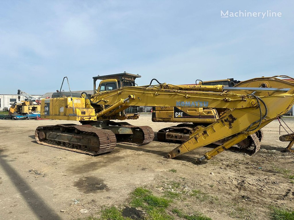 Komatsu PC 210 LC bager guseničar po rezervnim delovima