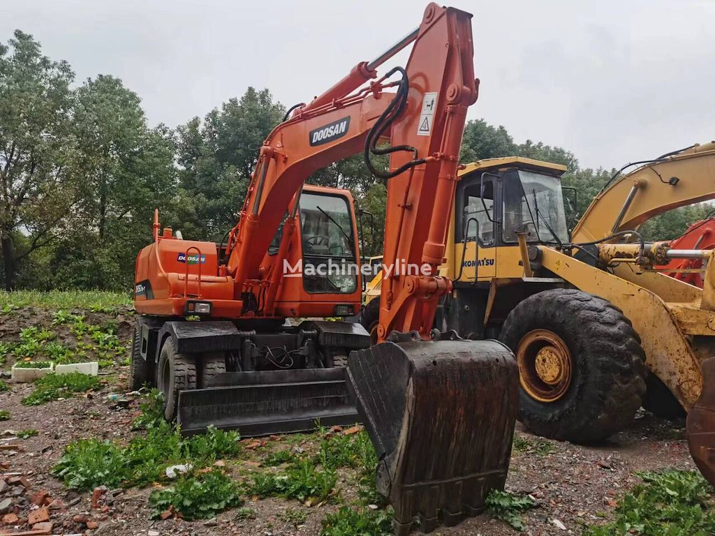 Doosan DH150-7 bager točkaš