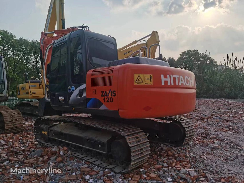 Hitachi ZX120 bager guseničar