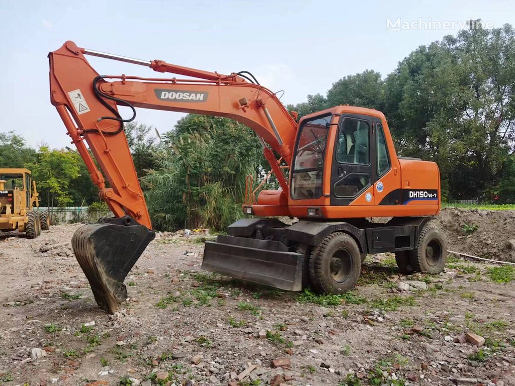 Doosan DH150W bager točkaš