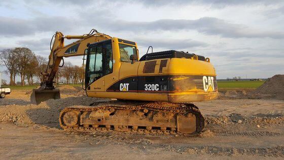 Caterpillar 320C bager guseničar po rezervnim delovima