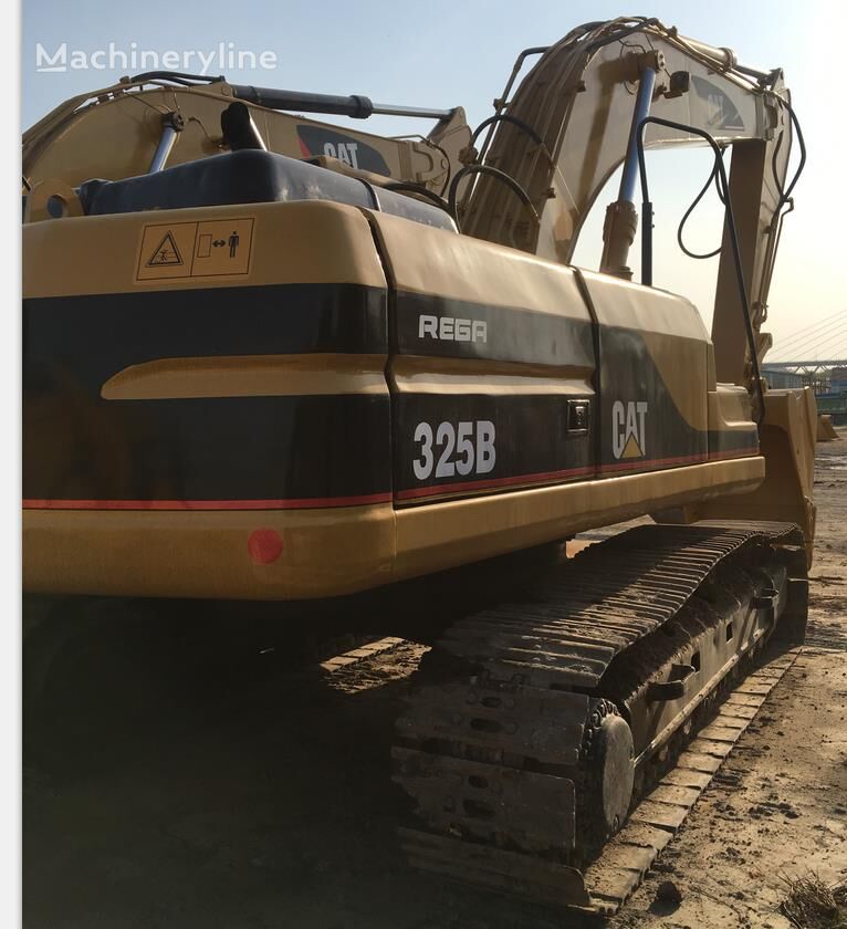 Caterpillar 325BL bager guseničar