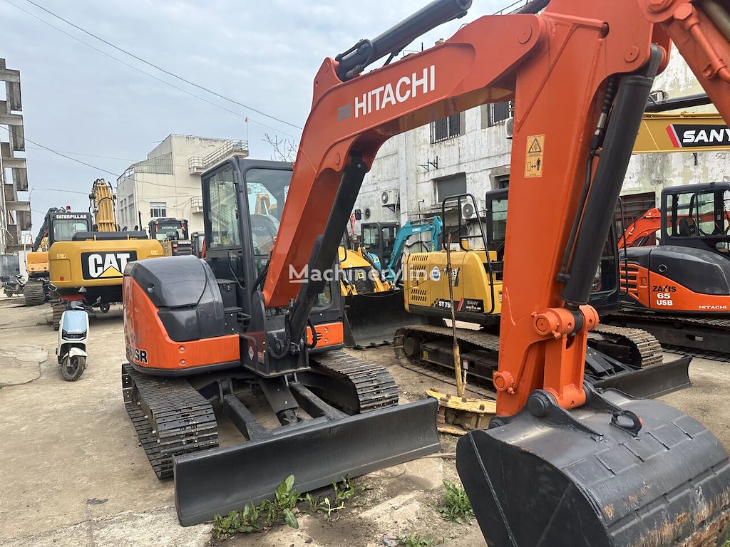 Hitachi ZX68US mini bager