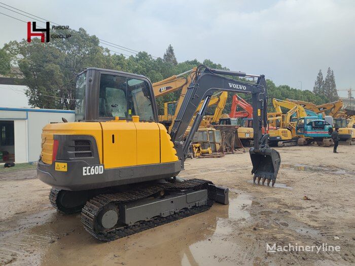 Volvo EC60 bager guseničar