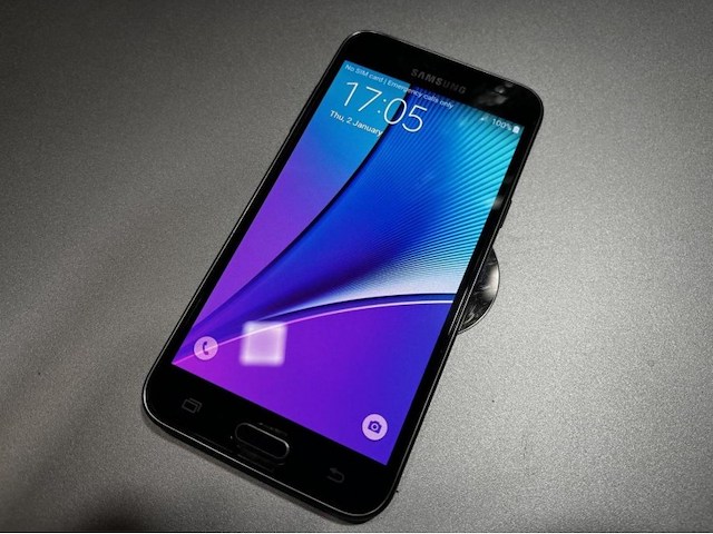 Samsung J3 (SM-j320FN)