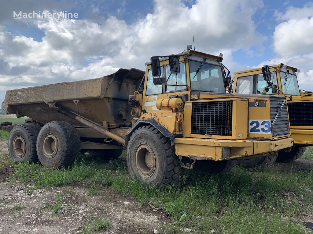 Volvo A25C zglobni damper