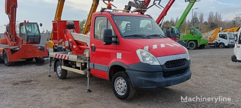 IVECO Daily Multitel MX170 - 17 m - 200 kg auto dizalica s korpom