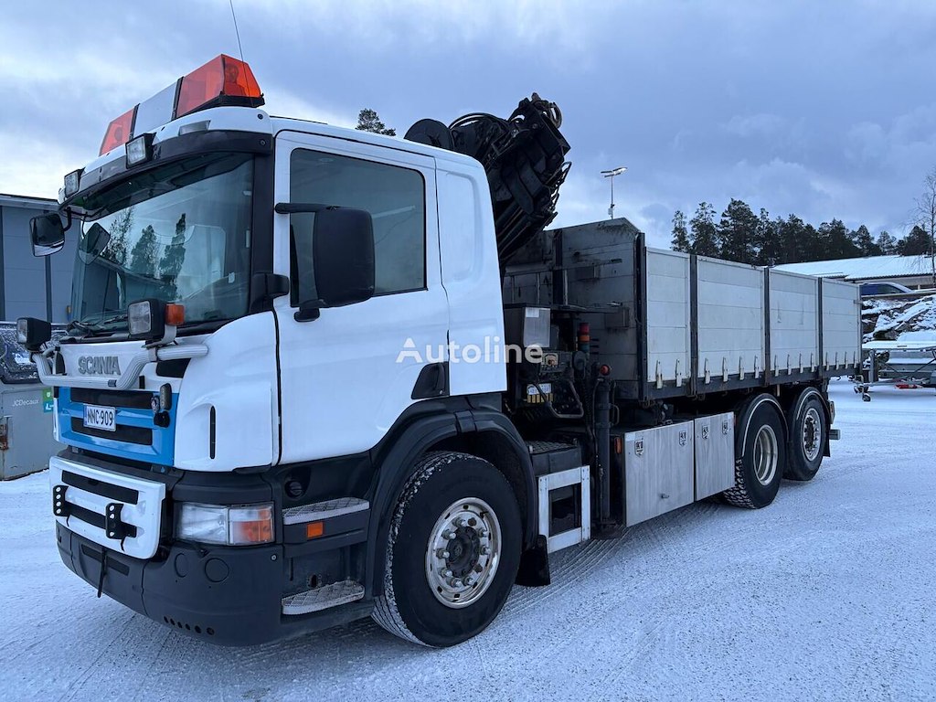 Scania P380 kamion s ravnom platformom