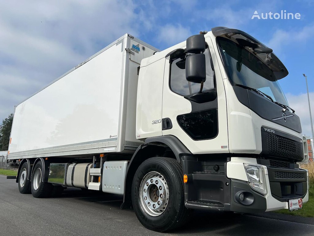 Volvo FE320 6x2*4 kamion furgon