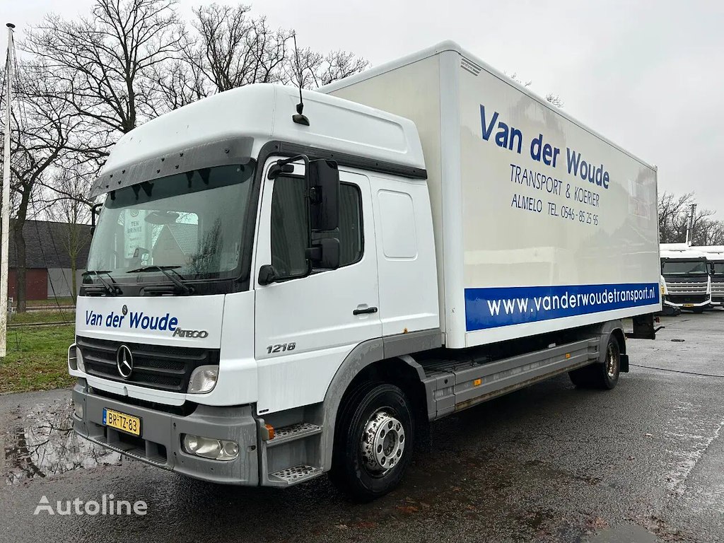 Mercedes-Benz Atego 1218 Bakwagen met lift sleeper cabine kamion furgon