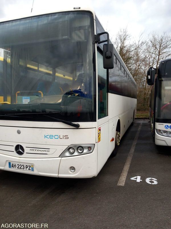 Prodaje se Mercedes-Benz INTOURO turistički autobus na aukciji