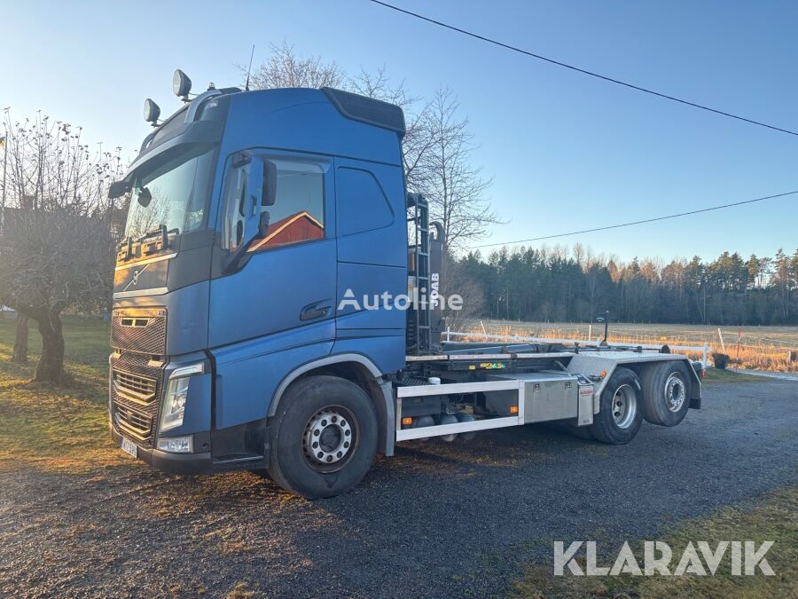 Prodaje se Volvo FH 6x2 rol kiper sa kukom na aukciji