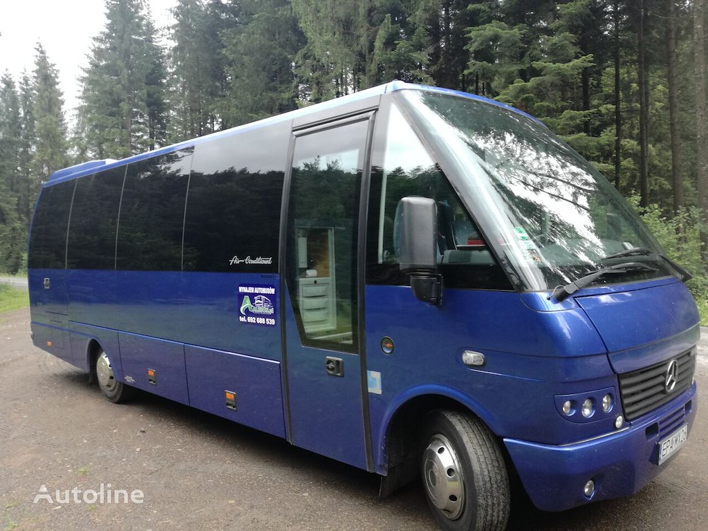 Mercedes-Benz 818 prigradski autobus