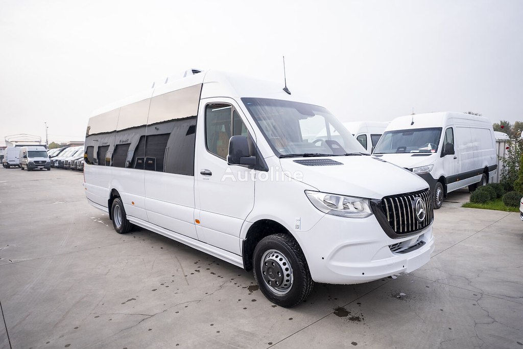 Novi Mercedes-Benz Sprinter 517 putnički minibus