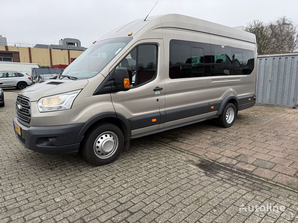 Ford Transit putnički minibus