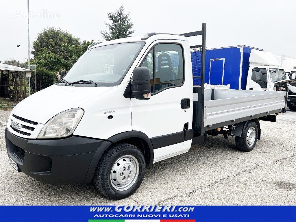 IVECO Daily 35S14 kamion s ravnom platformom < 3.5t