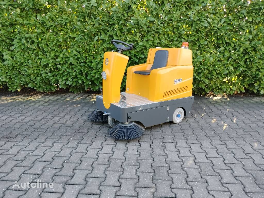 Novo Hippo S 1150 vozilo za čišćenje ulica