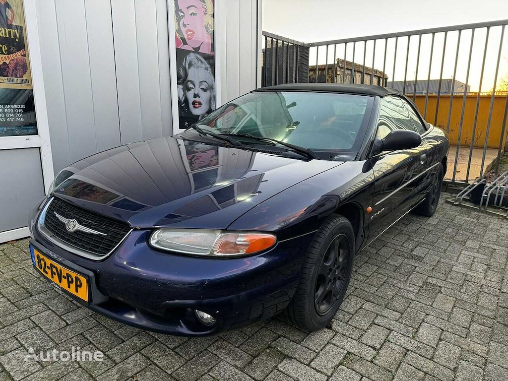 Prodaje se Chrysler Stratus kabriolet na aukciji