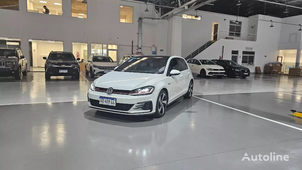 Volkswagen Golf hečbek